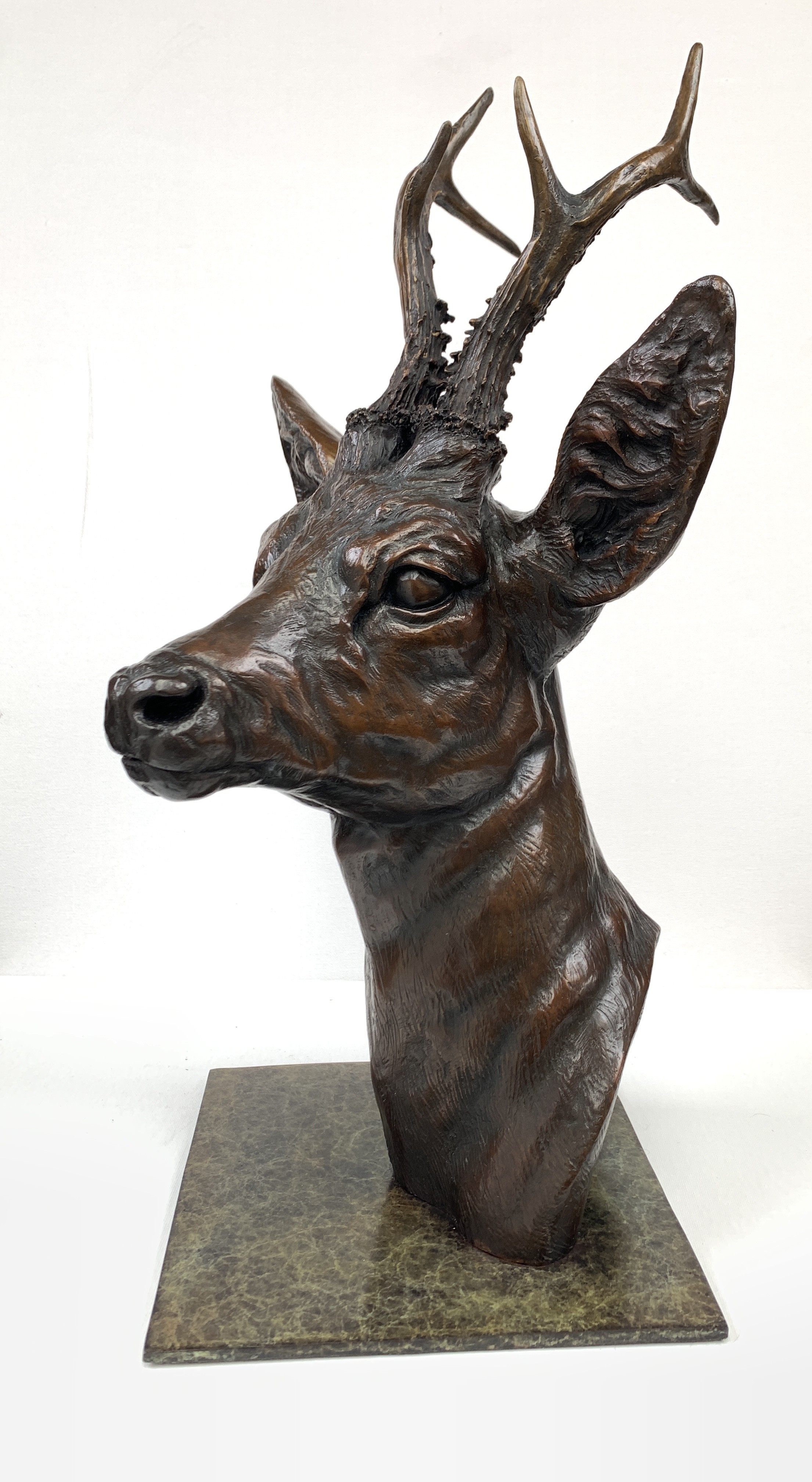 Art & artists | Rowles Gallery